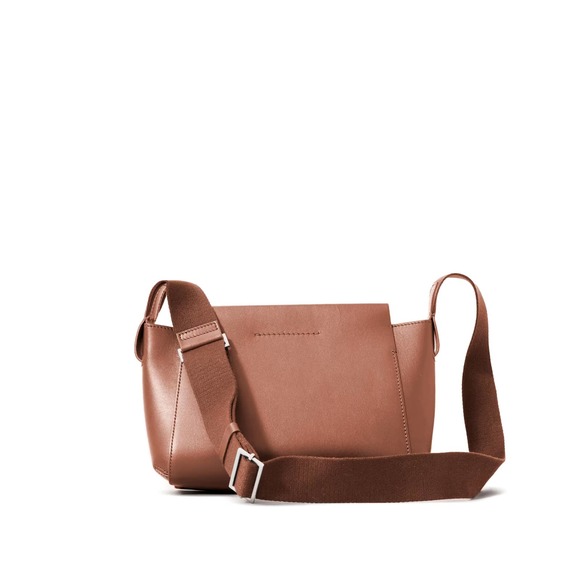 Everlane | Bags | Everlane Cognac Italian Leather The Mini Form Bag ...